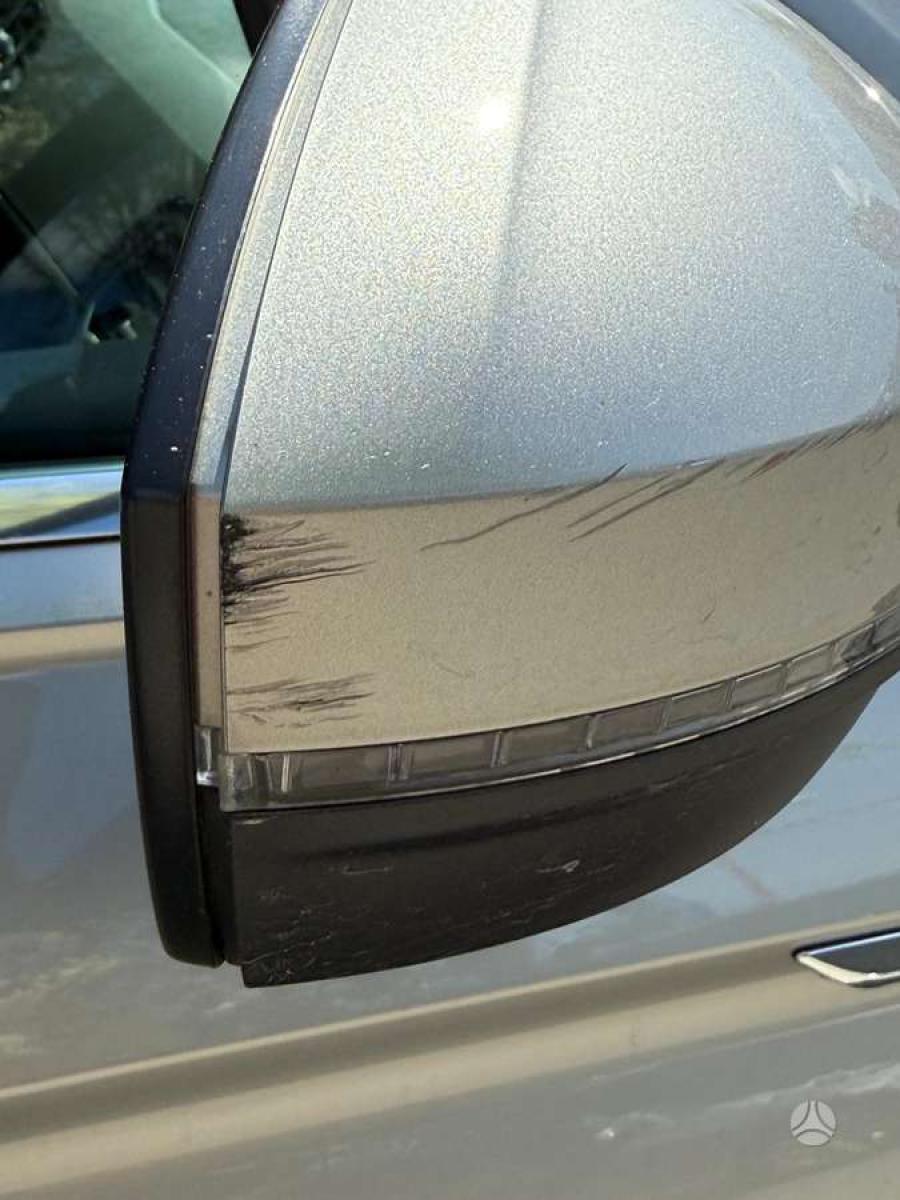 Grey Volkswagen Tiguan 2019 in Klaipeda, with an engine capacity of 1.97 L and mileage of 160 thousand km for 18900 €, photo 19 on AUTOMOTO.COM.LV
