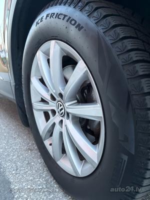 Grey Volkswagen Tiguan 2019 in Tallinn, with an engine capacity of 1.50 L and mileage of 121 thousand km for 17900 €, photo 17 on AUTOMOTO.COM.LV