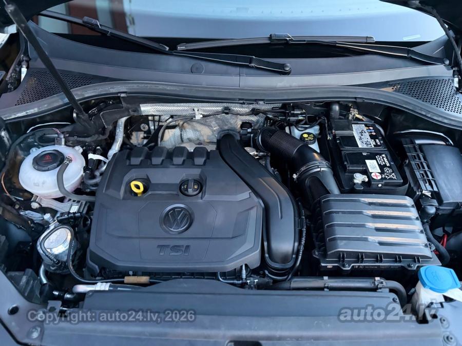 Grey Volkswagen Tiguan 2019 in Tallinn, with an engine capacity of 1.50 L and mileage of 121 thousand km for 17900 €, photo 18 on AUTOMOTO.COM.LV