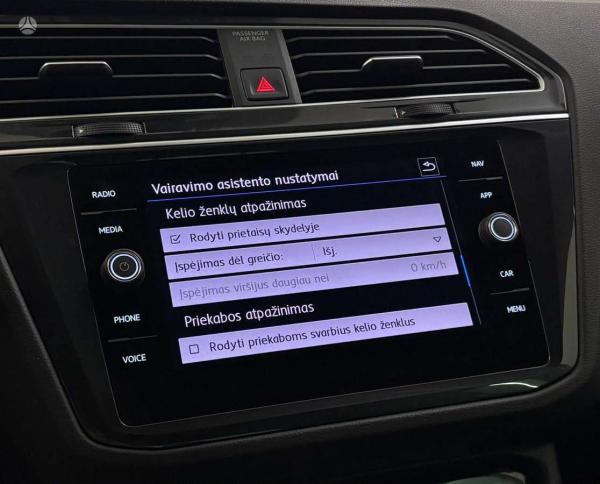 Grey Volkswagen Tiguan 2019 in Marijampole, with an engine capacity of 1.97 L and mileage of 268 thousand km for 17999 €, photo 11 on AUTOMOTO.COM.LV