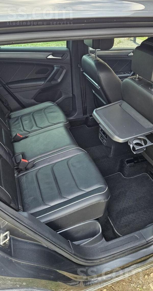 Pelēks Volkswagen Tiguan 2019 Cēsis, ar dzinēja tilpumu 2.00 L un nobraukumu 193 tūkst. km par 20800 €, foto 4 vietnē AUTOMOTO.COM.LV