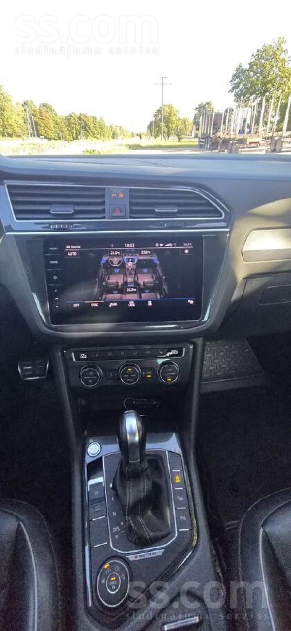 Pelēks Volkswagen Tiguan 2019 Cēsis, ar dzinēja tilpumu 2.00 L un nobraukumu 193 tūkst. km par 20800 €, foto 10 vietnē AUTOMOTO.COM.LV