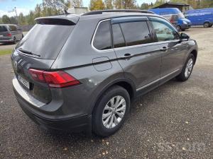 Pelēks Volkswagen Tiguan 2019 Valmiera, ar dzinēja tilpumu 2.00 L un nobraukumu 230 tūkst. km par 15500 €, foto 5 vietnē AUTOMOTO.COM.LV