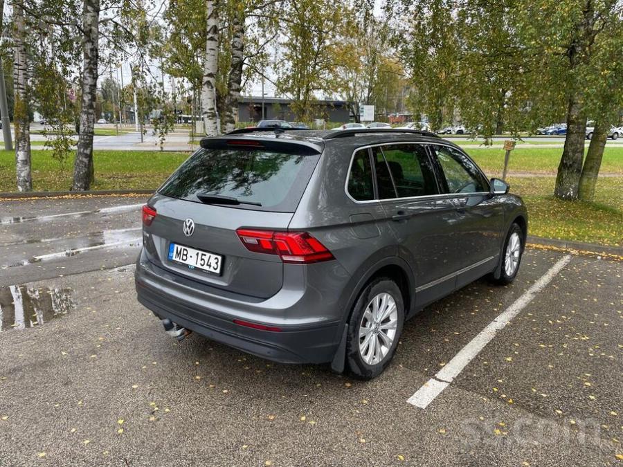 Grey Volkswagen Tiguan 2019 in Riga, with an engine capacity of 2.00 L and mileage of 174 thousand km for 12990 €, photo 14 on AUTOMOTO.COM.LV
