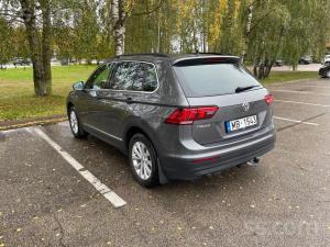 Grey Volkswagen Tiguan 2019 in Riga, with an engine capacity of 2.00 L and mileage of 174 thousand km for 12990 €, photo 15 on AUTOMOTO.COM.LV