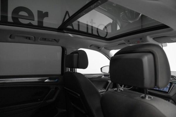 Volkswagen Tiguan 2019 Viļņa vietnē Pelēks Volkswagen Tiguan 2019 Viļņa, ar dzinēja tilpumu 2.00 L un nobraukumu 258 tūkst. km par 15950 €, foto 10 vietnē AUTOMOTO.COM.LV