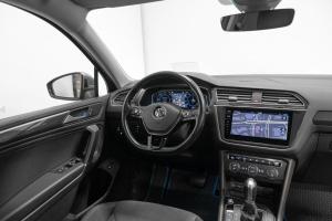 Pelēks Volkswagen Tiguan 2019 Viļņa, ar dzinēja tilpumu 2.00 L un nobraukumu 258 tūkst. km par 15950 €, foto 12 vietnē AUTOMOTO.COM.LV