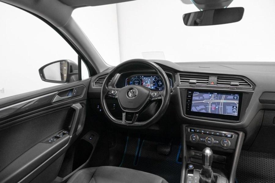 Pelēks Volkswagen Tiguan 2019 Viļņa, ar dzinēja tilpumu 2.00 L un nobraukumu 258 tūkst. km par 15950 €, foto 12 vietnē AUTOMOTO.COM.LV