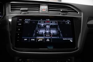 Pelēks Volkswagen Tiguan 2019 Viļņa, ar dzinēja tilpumu 2.00 L un nobraukumu 258 tūkst. km par 15950 €, foto 21 vietnē AUTOMOTO.COM.LV