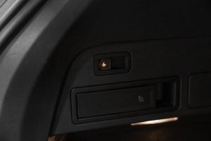 Pelēks Volkswagen Tiguan 2019 Viļņa, ar dzinēja tilpumu 2.00 L un nobraukumu 258 tūkst. km par 15950 €, foto 29 vietnē AUTOMOTO.COM.LV