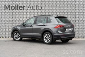 Grey Volkswagen Tiguan 2020 in Riga, with an engine capacity of 2.00 L and mileage of 148 thousand km for 7850 €, photo 3 on AUTOMOTO.COM.LV