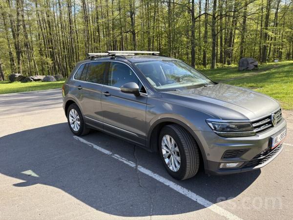 Pelēks Volkswagen Tiguan 2020 Rīga, ar dzinēja tilpumu 2.00 L un nobraukumu 148 tūkst. km par 24900 €, foto 1 vietnē AUTOMOTO.COM.LV