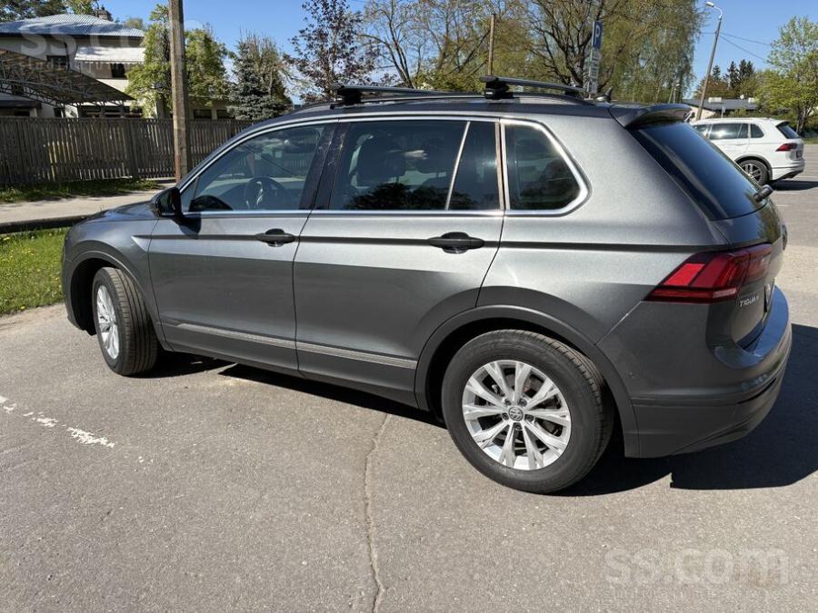 Pelēks Volkswagen Tiguan 2020 Rīga, ar dzinēja tilpumu 2.00 L un nobraukumu 148 tūkst. km par 24900 €, foto 2 vietnē AUTOMOTO.COM.LV