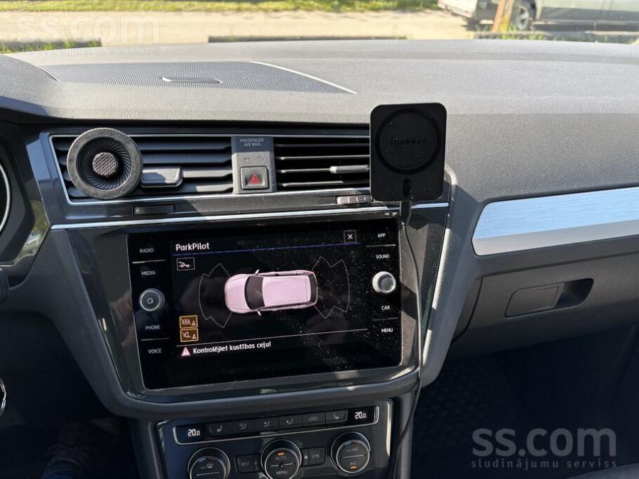 Pelēks Volkswagen Tiguan 2020 Rīga, ar dzinēja tilpumu 2.00 L un nobraukumu 148 tūkst. km par 24900 €, foto 13 vietnē AUTOMOTO.COM.LV