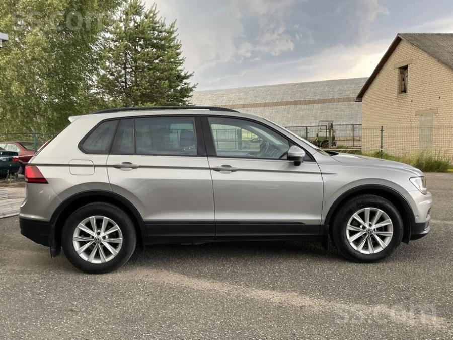Pelēks Volkswagen Tiguan 2020 Rīga, ar dzinēja tilpumu 2.00 L un nobraukumu 0 tūkst. km par 25900 €, foto 2 vietnē AUTOMOTO.COM.LV