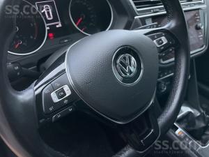 Pelēks Volkswagen Tiguan 2020 Rīga, ar dzinēja tilpumu 2.00 L un nobraukumu 0 tūkst. km par 25900 €, foto 10 vietnē AUTOMOTO.COM.LV