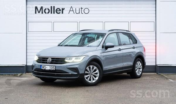 Grey Volkswagen Tiguan 2020 in Riga, with an engine capacity of 1.50 L and mileage of 45 thousand km for 24500 €, photo 1 on AUTOMOTO.COM.LV