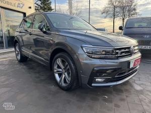Pelēks Volkswagen Tiguan 2020 Kauņa, ar dzinēja tilpumu 2.00 L un nobraukumu 83 tūkst. km par 32699 €, foto 4 vietnē AUTOMOTO.COM.LV