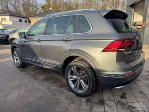 Pelēks Volkswagen Tiguan 2020 Kauņa, ar dzinēja tilpumu 2.00 L un nobraukumu 83 tūkst. km par 32699 €, foto 5 vietnē AUTOMOTO.COM.LV