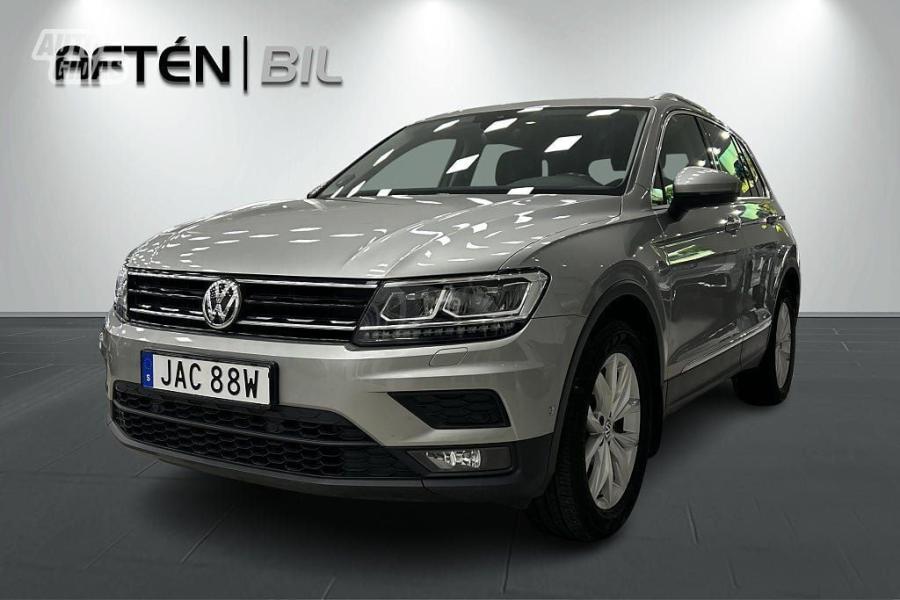 Grey Volkswagen Tiguan 2020 in Kaunas, with an engine capacity of 0.00 L and mileage of 75 thousand km for 27828 €, photo 1 on AUTOMOTO.COM.LV
