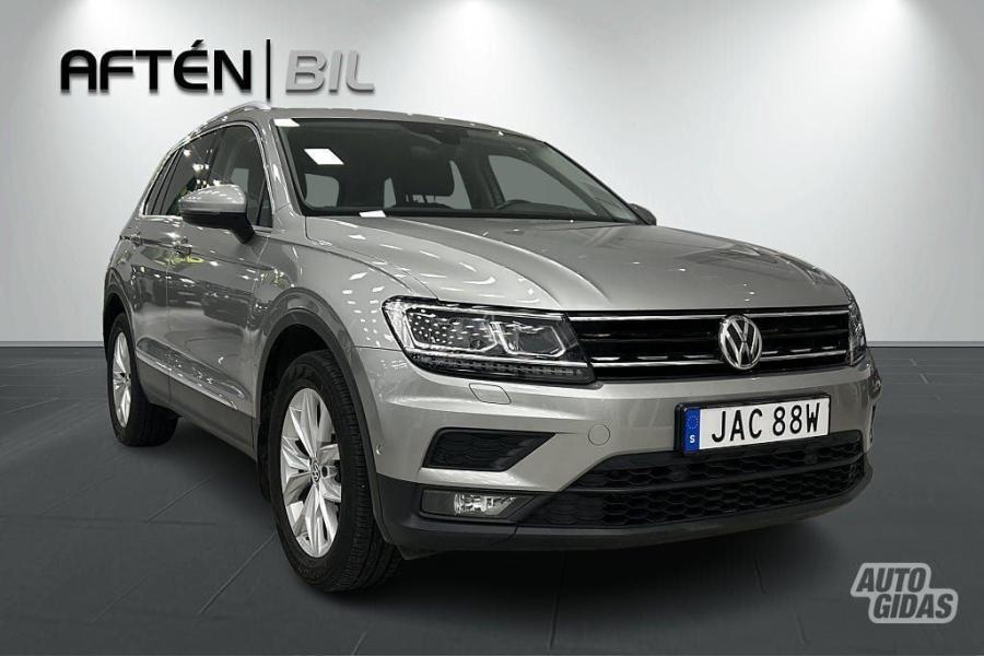 Grey Volkswagen Tiguan 2020 in Kaunas, with an engine capacity of 0.00 L and mileage of 75 thousand km for 27828 €, photo 4 on AUTOMOTO.COM.LV