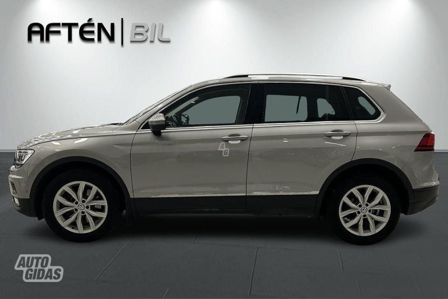 Grey Volkswagen Tiguan 2020 in Kaunas, with an engine capacity of 0.00 L and mileage of 75 thousand km for 27828 €, photo 6 on AUTOMOTO.COM.LV