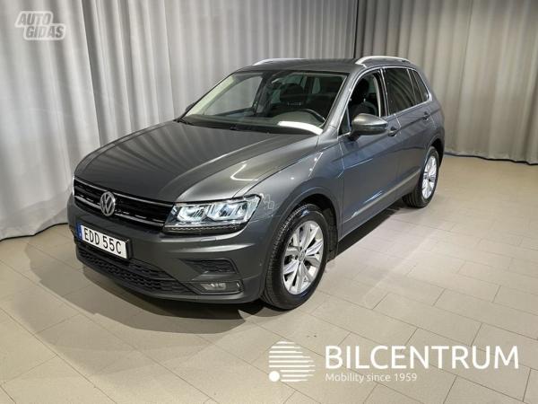 Grey Volkswagen Tiguan 2020 in Kaunas, with an engine capacity of 0.00 L and mileage of 55 thousand km for 27346 €, photo 1 on AUTOMOTO.COM.LV