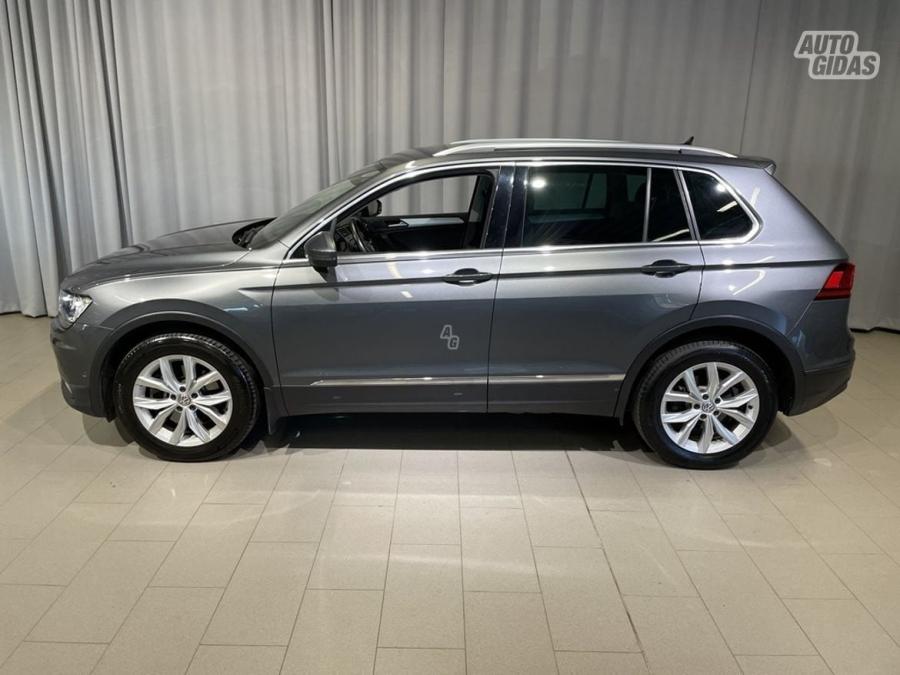 Pelēks Volkswagen Tiguan 2020 Kauņa, ar dzinēja tilpumu 0.00 L un nobraukumu 55 tūkst. km par 27346 €, foto 3 vietnē AUTOMOTO.COM.LV