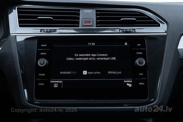 Pelēks Volkswagen Tiguan 2020 Rīga, ar dzinēja tilpumu 2.00 L un nobraukumu 100 tūkst. km par 20035 €, foto 11 vietnē AUTOMOTO.COM.LV