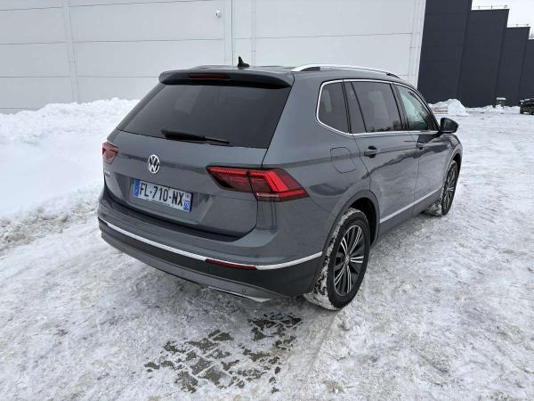 Pelēks Volkswagen Tiguan 2020 Kauņa, ar dzinēja tilpumu 1.97 L un nobraukumu 220 tūkst. km par 17500 €, foto 5 vietnē AUTOMOTO.COM.LV