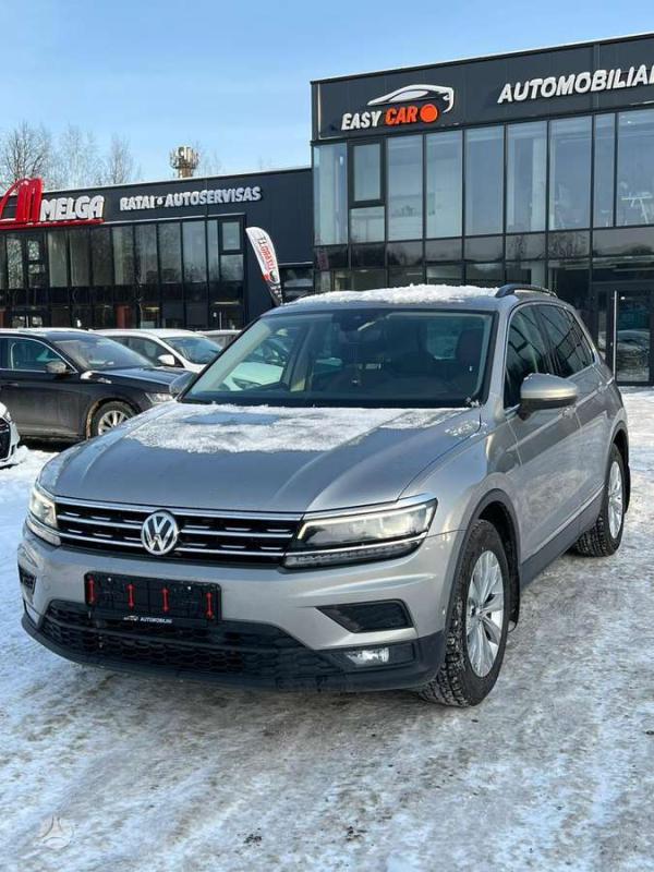 Pelēks Volkswagen Tiguan 2020 Viļņa, ar dzinēja tilpumu 1.97 L un nobraukumu 113 tūkst. km par 19700 €, foto 2 vietnē AUTOMOTO.COM.LV