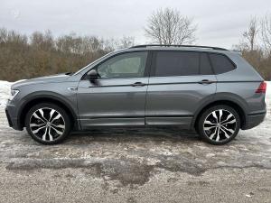 Grey Volkswagen Tiguan 2020 in Vilnius, with an engine capacity of 1.98 L and mileage of 57 thousand km for 22000 €, photo 8 on AUTOMOTO.COM.LV