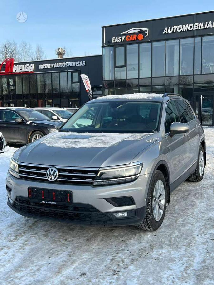 Pelēks Volkswagen Tiguan 2020 Viļņa, ar dzinēja tilpumu 1.97 L un nobraukumu 113 tūkst. km par 19700 €, foto 2 vietnē AUTOMOTO.COM.LV