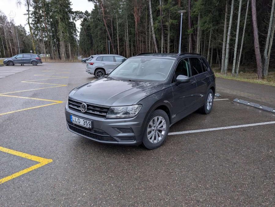 Pelēks Volkswagen Tiguan 2020 Klaipėda, ar dzinēja tilpumu 1.50 L un nobraukumu 89 tūkst. km par 19500 €, foto 1 vietnē AUTOMOTO.COM.LV