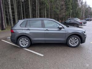 Pelēks Volkswagen Tiguan 2020 Klaipėda, ar dzinēja tilpumu 1.50 L un nobraukumu 89 tūkst. km par 19500 €, foto 4 vietnē AUTOMOTO.COM.LV