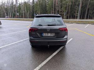 Pelēks Volkswagen Tiguan 2020 Klaipėda, ar dzinēja tilpumu 1.50 L un nobraukumu 89 tūkst. km par 19500 €, foto 5 vietnē AUTOMOTO.COM.LV