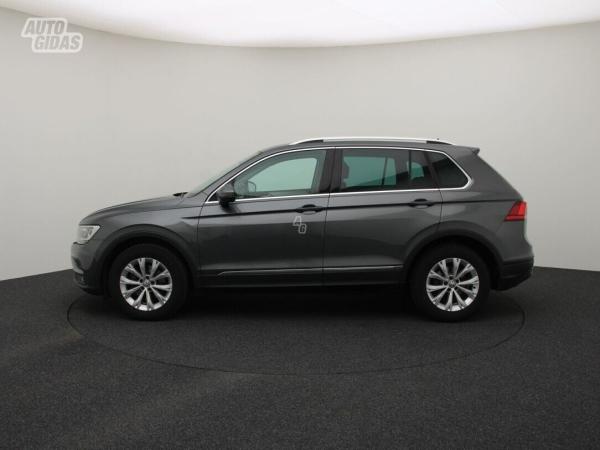 Pelēks Volkswagen Tiguan 2020 Viļņa, ar dzinēja tilpumu 2.00 L un nobraukumu 159 tūkst. km par 19999 €, foto 6 vietnē AUTOMOTO.COM.LV