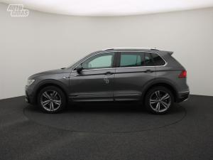 Pelēks Volkswagen Tiguan 2020 Viļņa, ar dzinēja tilpumu 2.00 L un nobraukumu 224 tūkst. km par 21799 €, foto 6 vietnē AUTOMOTO.COM.LV