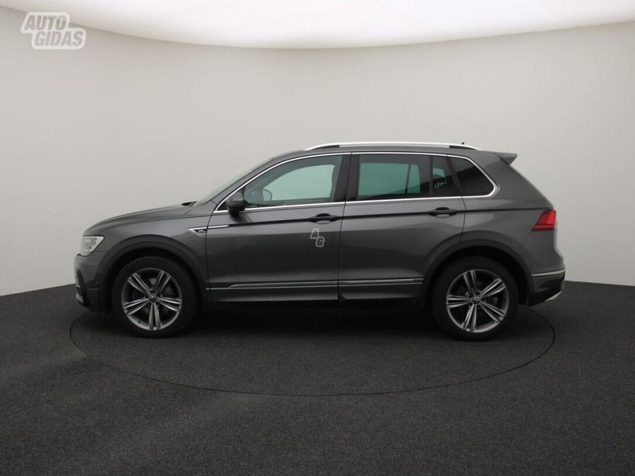 Pelēks Volkswagen Tiguan 2020 Viļņa, ar dzinēja tilpumu 2.00 L un nobraukumu 224 tūkst. km par 21799 €, foto 6 vietnē AUTOMOTO.COM.LV