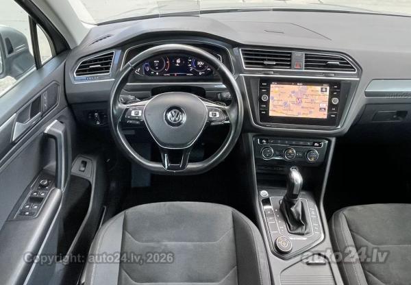 Grey Volkswagen Tiguan 2020 in Tallinn, with an engine capacity of 2.00 L and mileage of 160 thousand km for 19995 €, photo 2 on AUTOMOTO.COM.LV