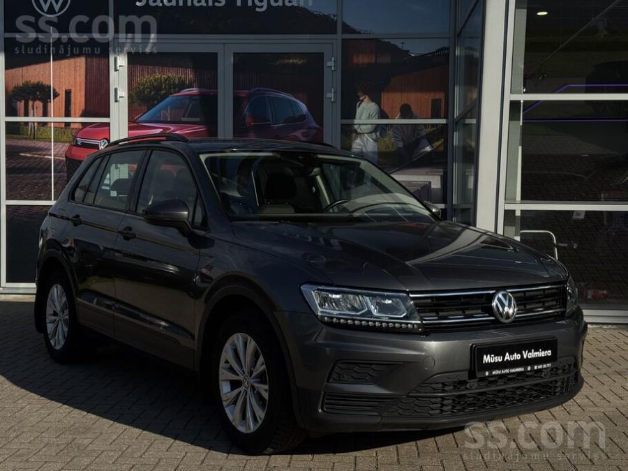 Pelēks Volkswagen Tiguan 2020 Valmiera, ar dzinēja tilpumu 1.50 L un nobraukumu 77 tūkst. km par 21800 €, foto 1 vietnē AUTOMOTO.COM.LV