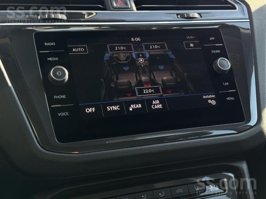 Pelēks Volkswagen Tiguan 2020 Valmiera, ar dzinēja tilpumu 1.50 L un nobraukumu 77 tūkst. km par 21800 €, foto 16 vietnē AUTOMOTO.COM.LV