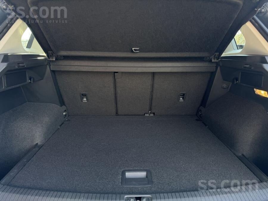 Pelēks Volkswagen Tiguan 2020 Valmiera, ar dzinēja tilpumu 1.50 L un nobraukumu 77 tūkst. km par 21800 €, foto 21 vietnē AUTOMOTO.COM.LV