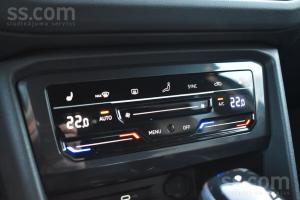 Pelēks Volkswagen Tiguan 2020 Kuldīga, ar dzinēja tilpumu 2.00 L un nobraukumu 0 tūkst. km par 23990 €, foto 15 vietnē AUTOMOTO.COM.LV