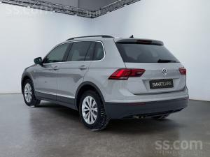 Pelēks Volkswagen Tiguan 2020 Rīga, ar dzinēja tilpumu 1.50 L un nobraukumu 98 tūkst. km par 19300 €, foto 4 vietnē AUTOMOTO.COM.LV