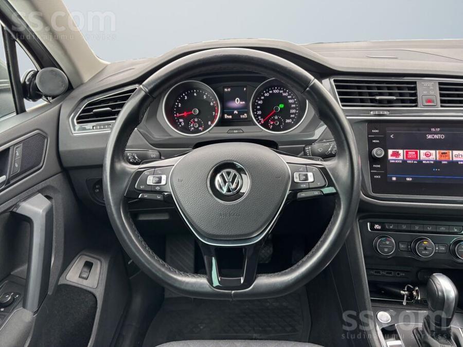Pelēks Volkswagen Tiguan 2020 Rīga, ar dzinēja tilpumu 1.50 L un nobraukumu 98 tūkst. km par 19300 €, foto 13 vietnē AUTOMOTO.COM.LV