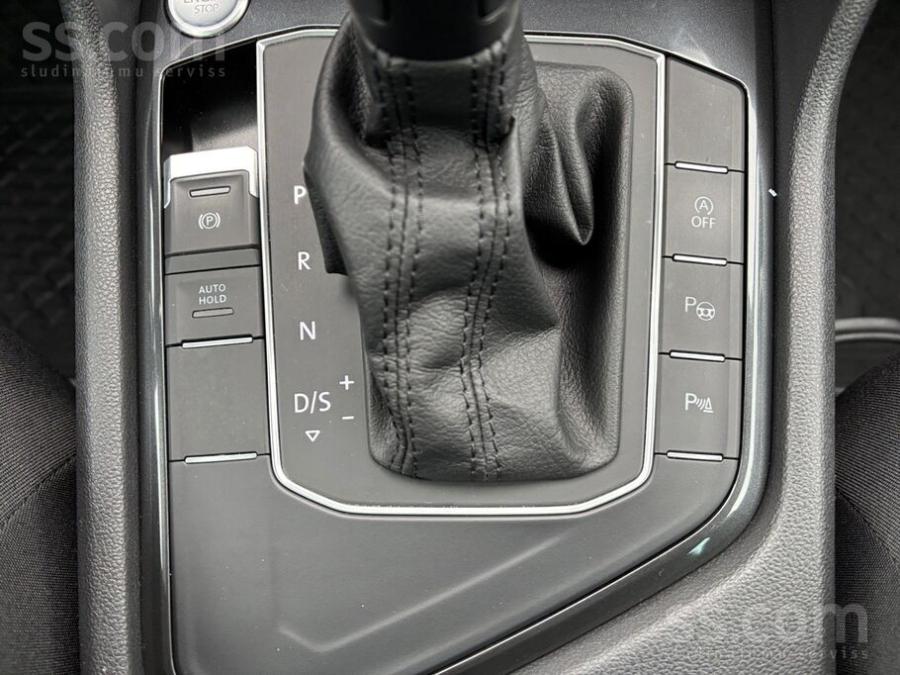 Pelēks Volkswagen Tiguan 2020 Rīga, ar dzinēja tilpumu 1.50 L un nobraukumu 98 tūkst. km par 19300 €, foto 17 vietnē AUTOMOTO.COM.LV