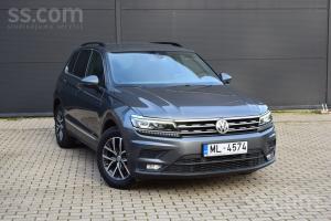 Pelēks Volkswagen Tiguan 2020 Rīga, ar dzinēja tilpumu 2.00 L un nobraukumu 131 tūkst. km par 19750 €, foto 4 vietnē AUTOMOTO.COM.LV