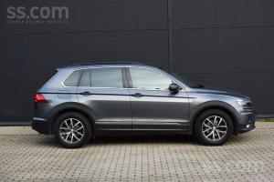Pelēks Volkswagen Tiguan 2020 Rīga, ar dzinēja tilpumu 2.00 L un nobraukumu 131 tūkst. km par 19750 €, foto 5 vietnē AUTOMOTO.COM.LV