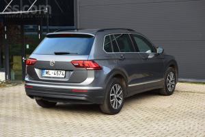 Pelēks Volkswagen Tiguan 2020 Rīga, ar dzinēja tilpumu 2.00 L un nobraukumu 131 tūkst. km par 19750 €, foto 7 vietnē AUTOMOTO.COM.LV
